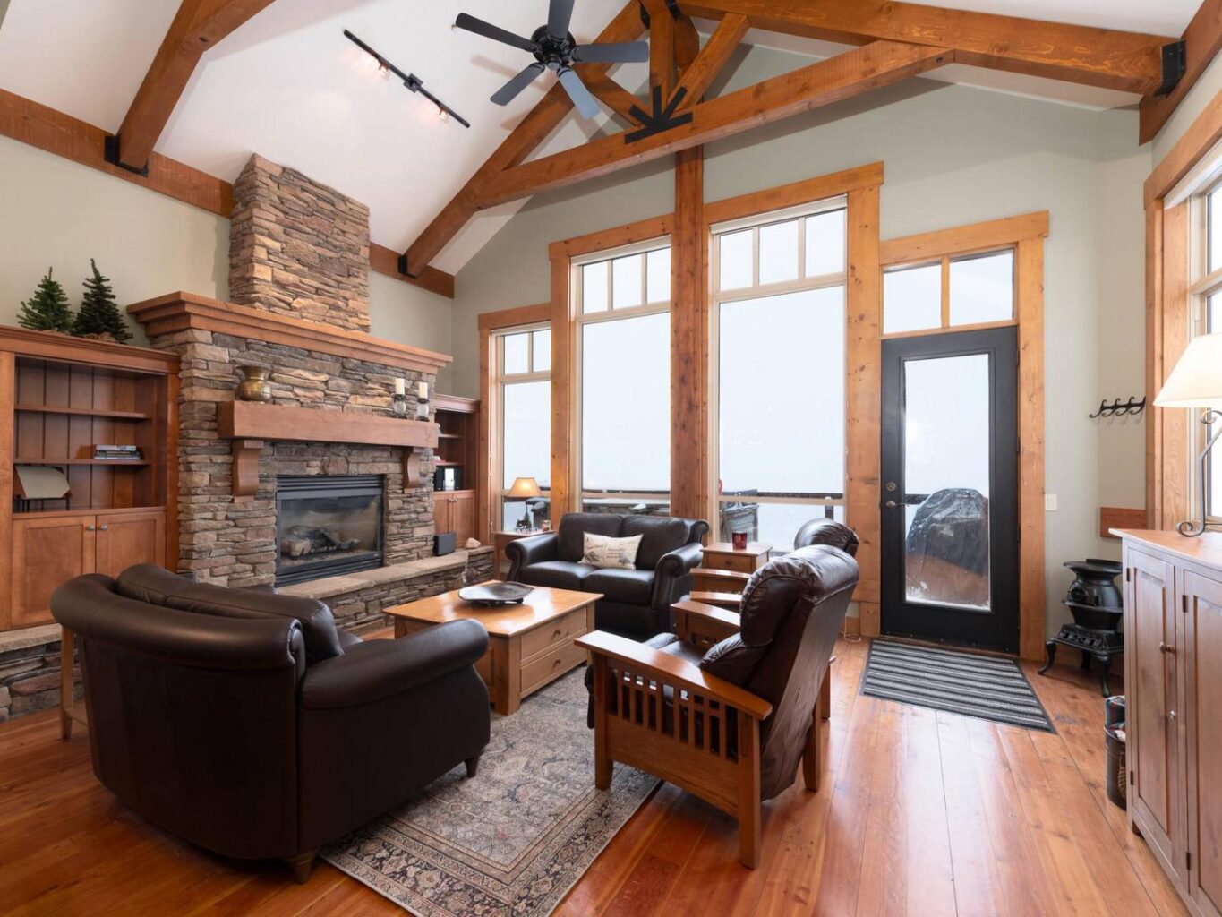 Home | LMVR | Big White Rentals